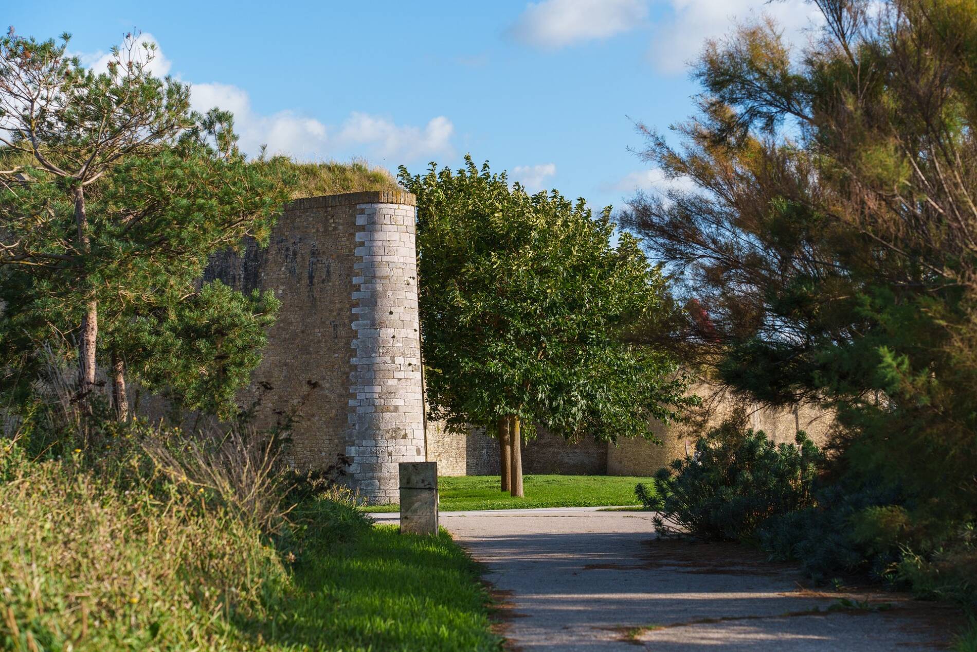 Visit Calais, Land of XXL-sized emotions | Calais XXL Tourism