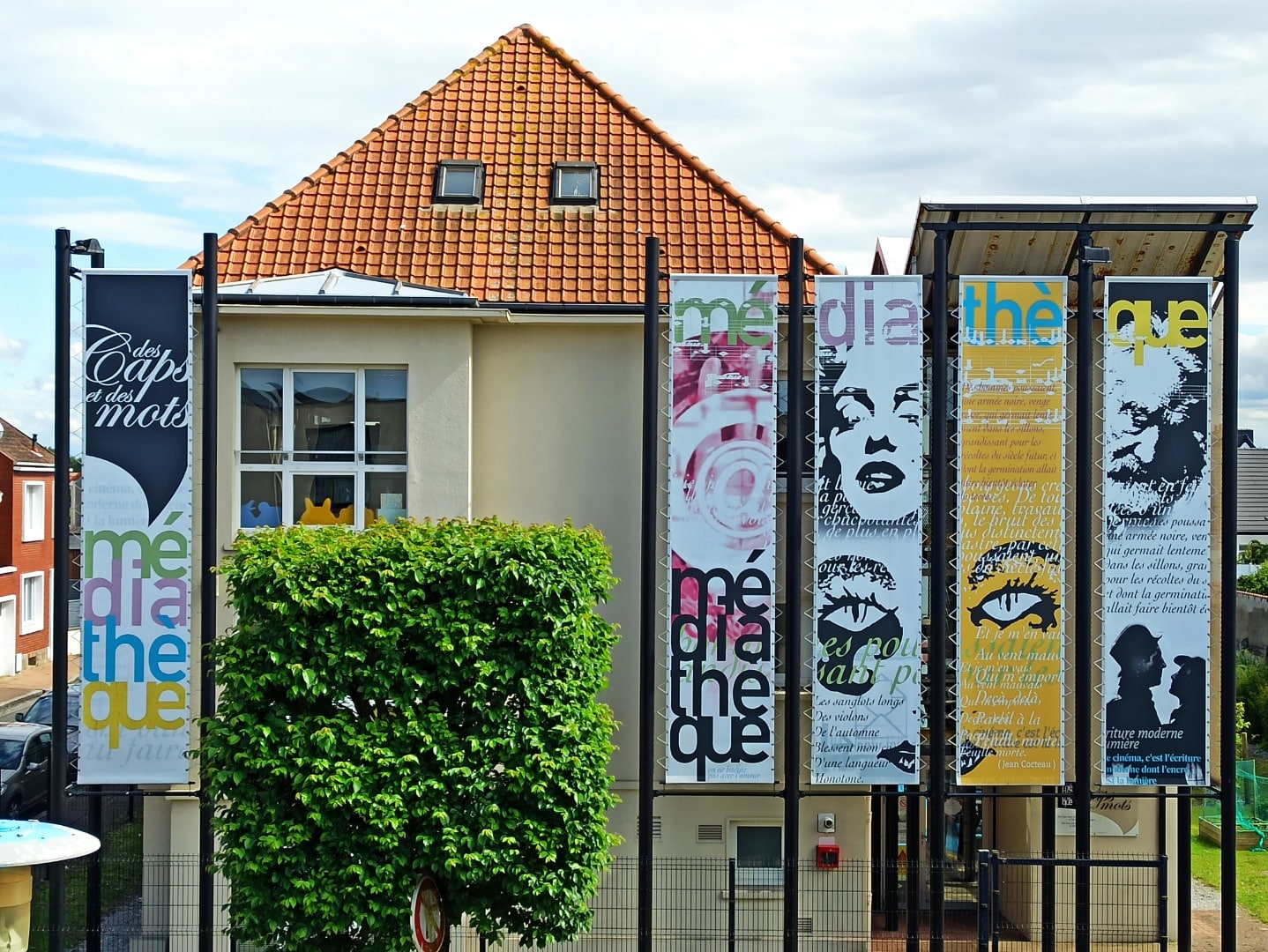 Médiathèque des Caps et des Mots | Calais XXL Tourisme