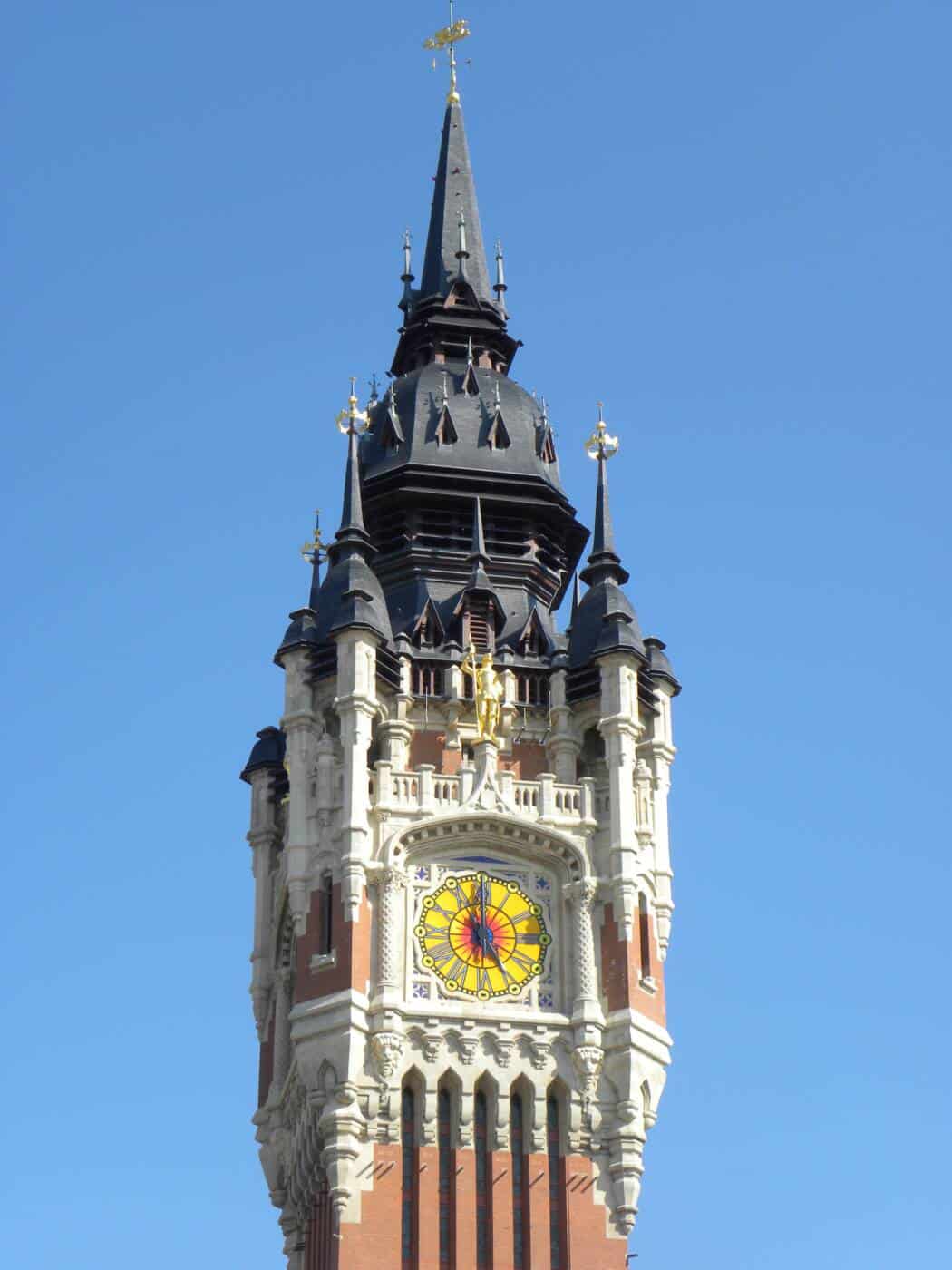 L'hôtel de Ville et le Beffroi de Calais | Calais XXL Tourisme